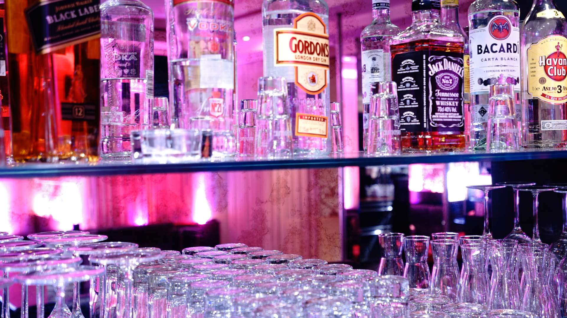 inside Lady-O` – NIGHTCLUB LADY-O`